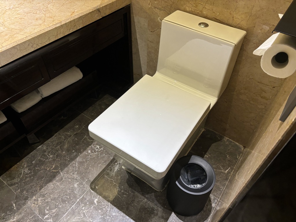 UrCove-Chengdu-Yulin-Road-52 | stick-traveler